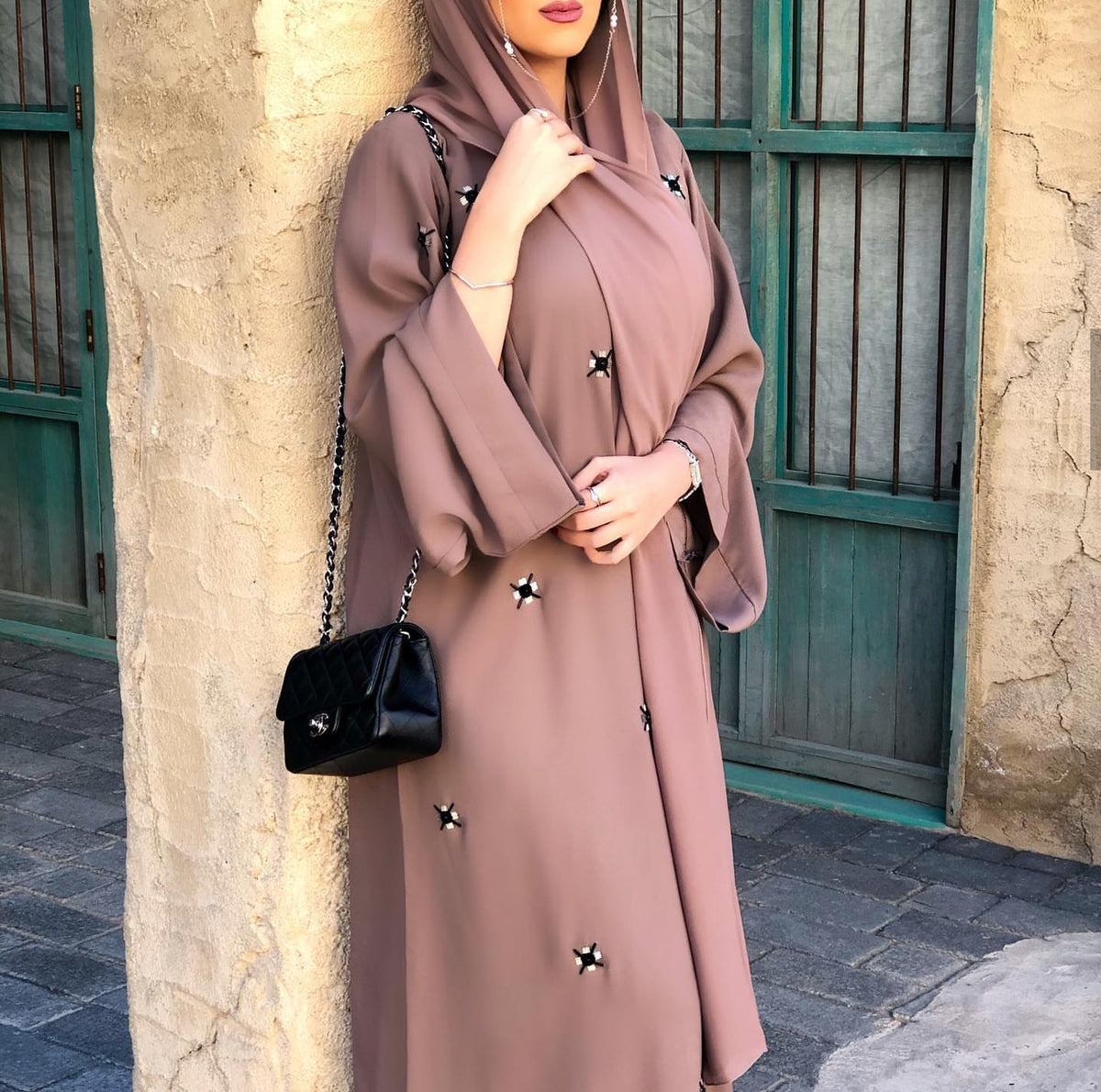 Indira – Emirates Dressing